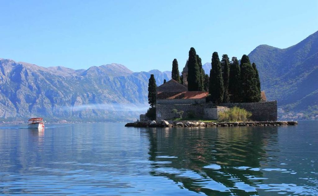 Montenegro-Isla-St_Georges | Notarios y Registradores